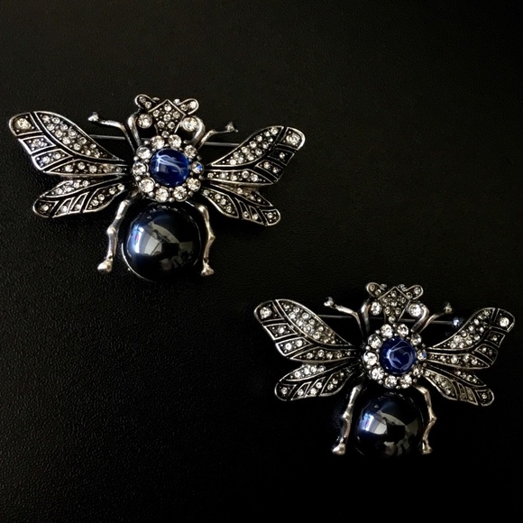 Vintage | Jewelry | Vintage Style Crystal Adorned Solid Queen Bee ...